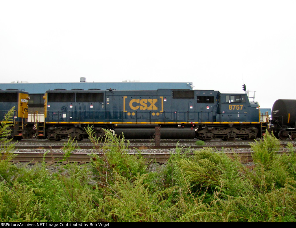 CSX 8757